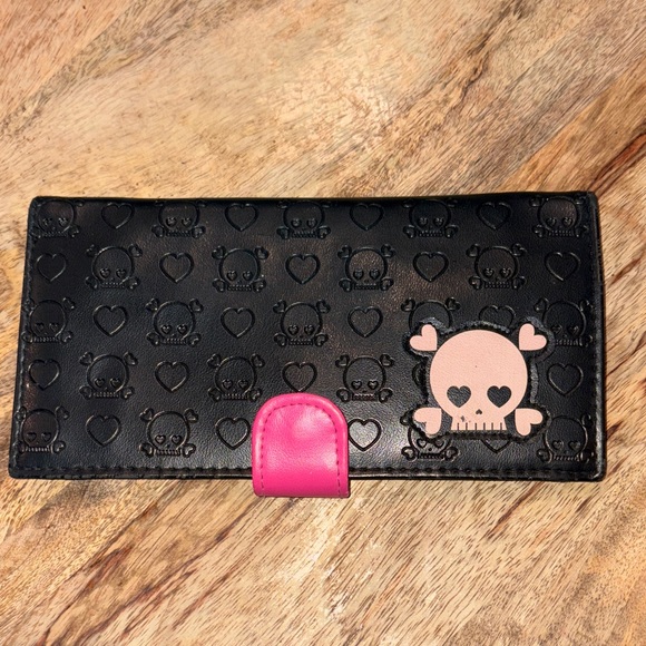 Loungefly | Bags | Loungefly Black And Pink Skull Wallet | Poshmark